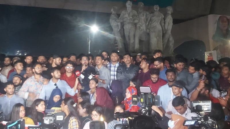 DU erupts in protest over Chhatra Dal’s attack on KUET students