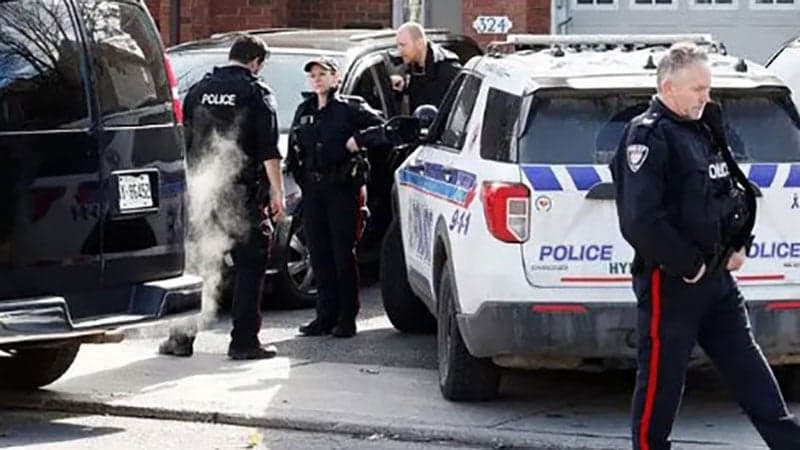 6 dead after mass stabbing at Canada home